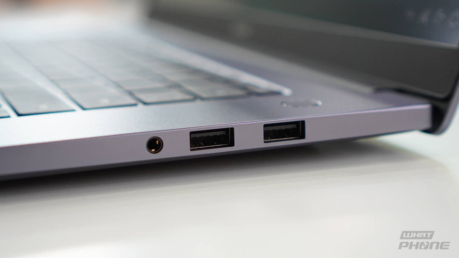 HUAWEI-MateBook-D-15-07